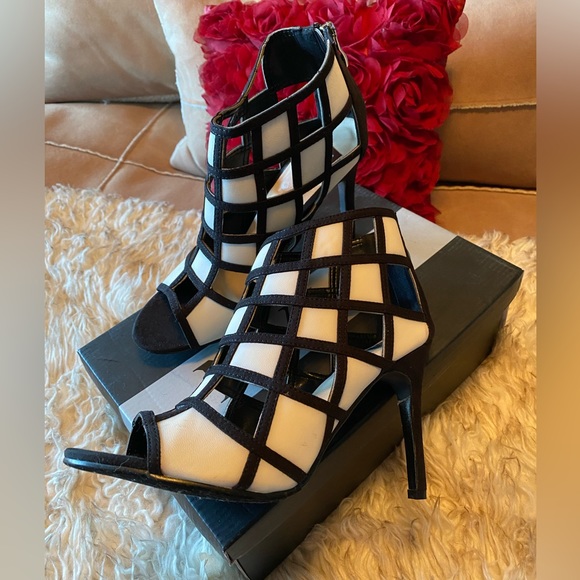 N.Y.L.A. | Shoes | Brand New Never Worn Nyla Juliet Bootie 75 | Poshmark